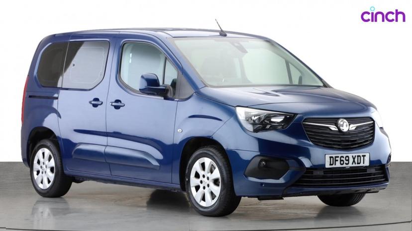 Used MPV cars for sale or on finance - cinch
